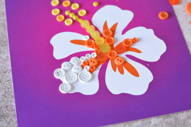 DIY Button Art Flower - Gift for Mom - Slap Dash Mom