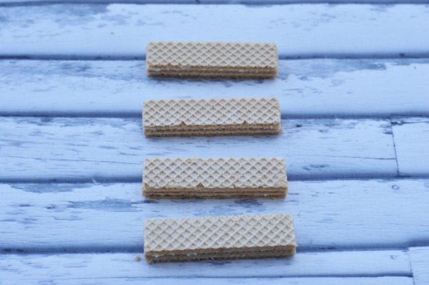 Bloody Band-Aids: Last Minute Halloween Snack - Slap Dash Mom