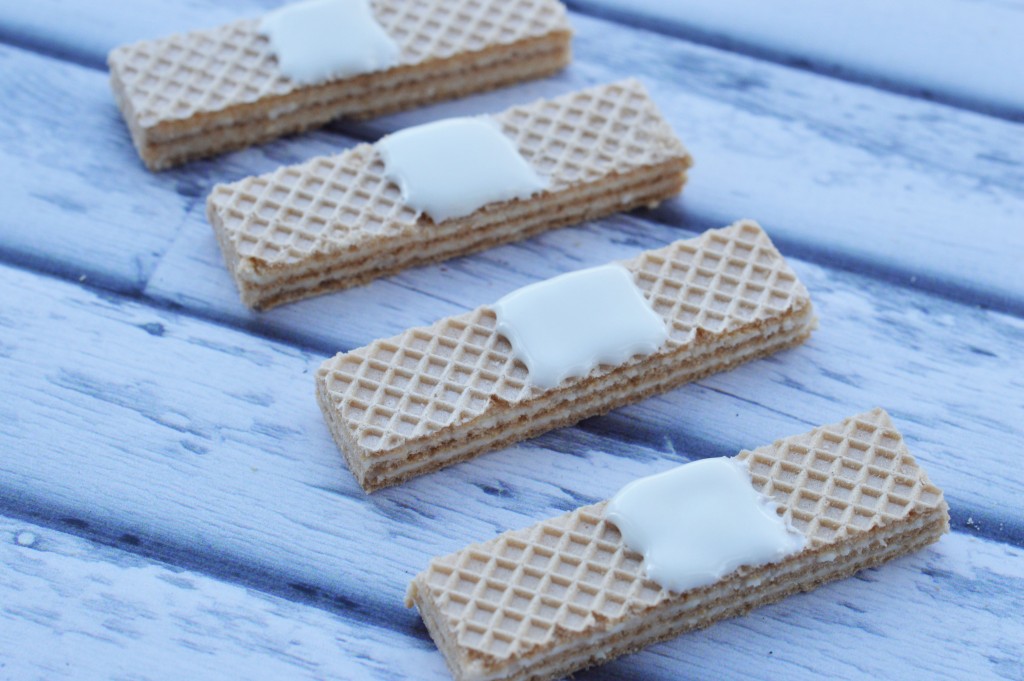 Bloody Band-Aids: Last Minute Halloween Snack - Slap Dash Mom