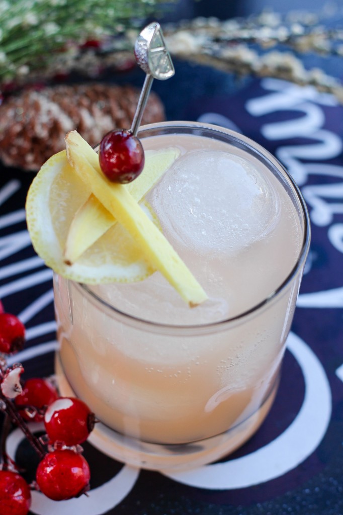 Grapefruit Ginger Lemonade Mocktail - Slap Dash Mom