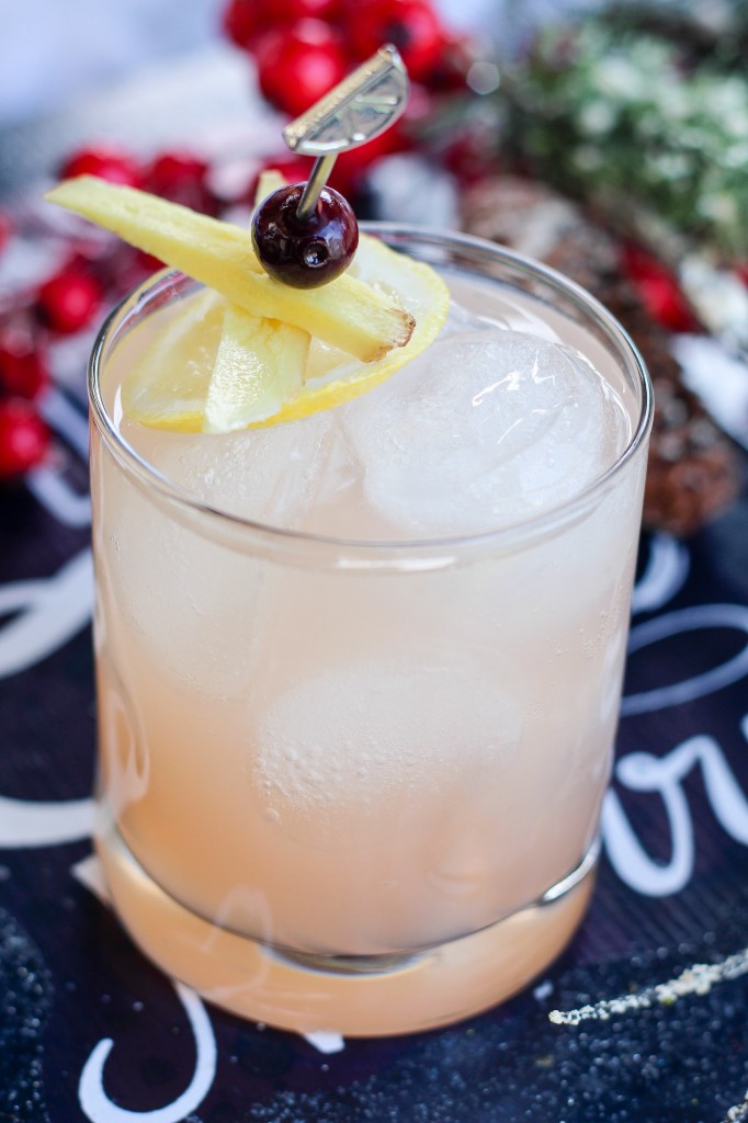 Grapefruit Ginger Lemonade Mocktail - Slap Dash Mom