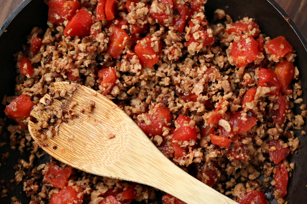 Low Carb Deep Dish Pizza Casserole - Slap Dash Mom