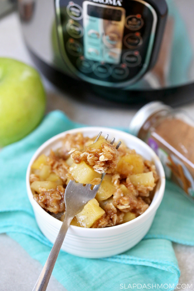 Instant Pot Apple Crisp with Oats - Slap Dash Mom