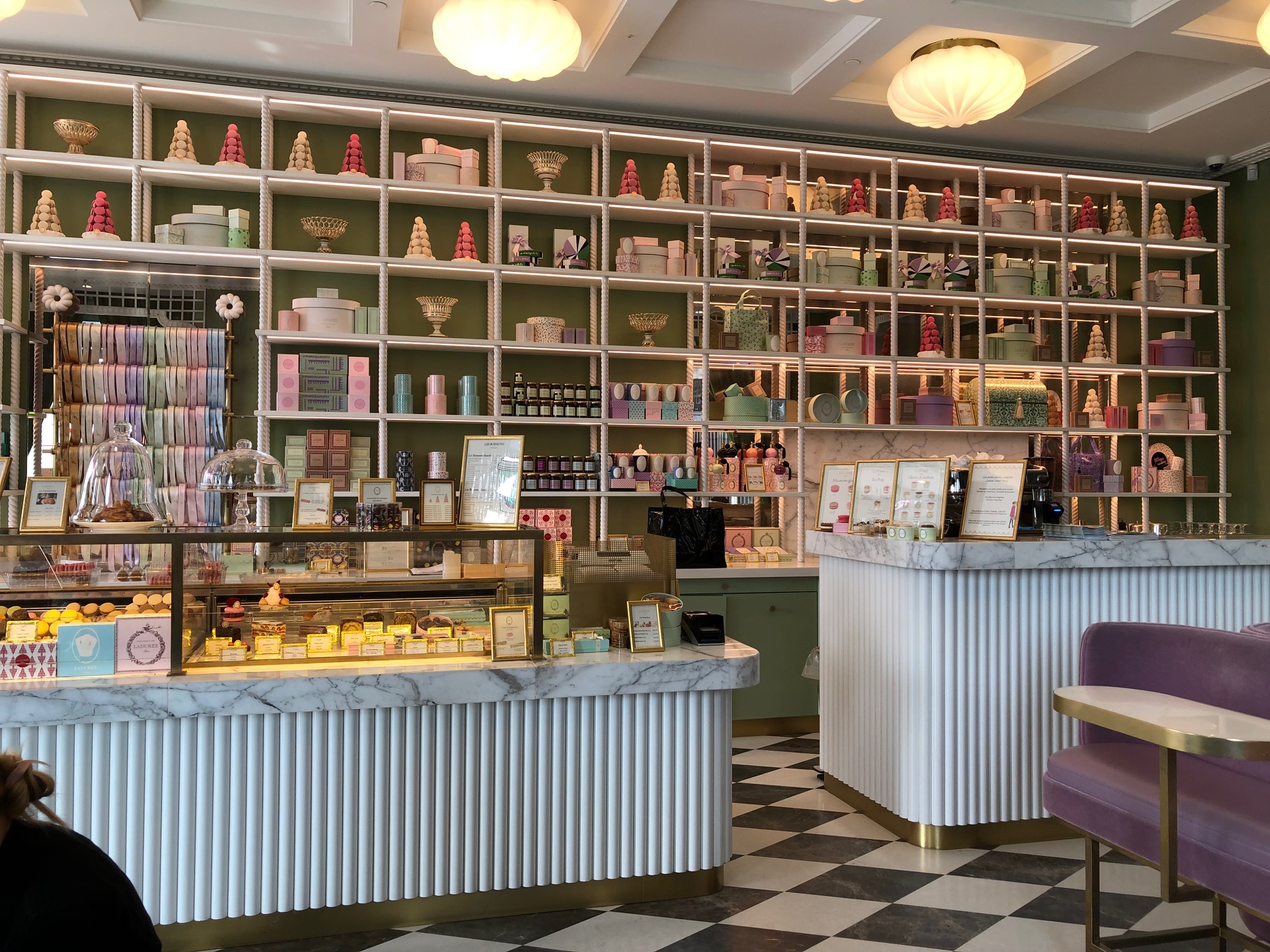 Decoding the Delicious Dilemma: Dark Chocolate vs Milk Chocolate ...