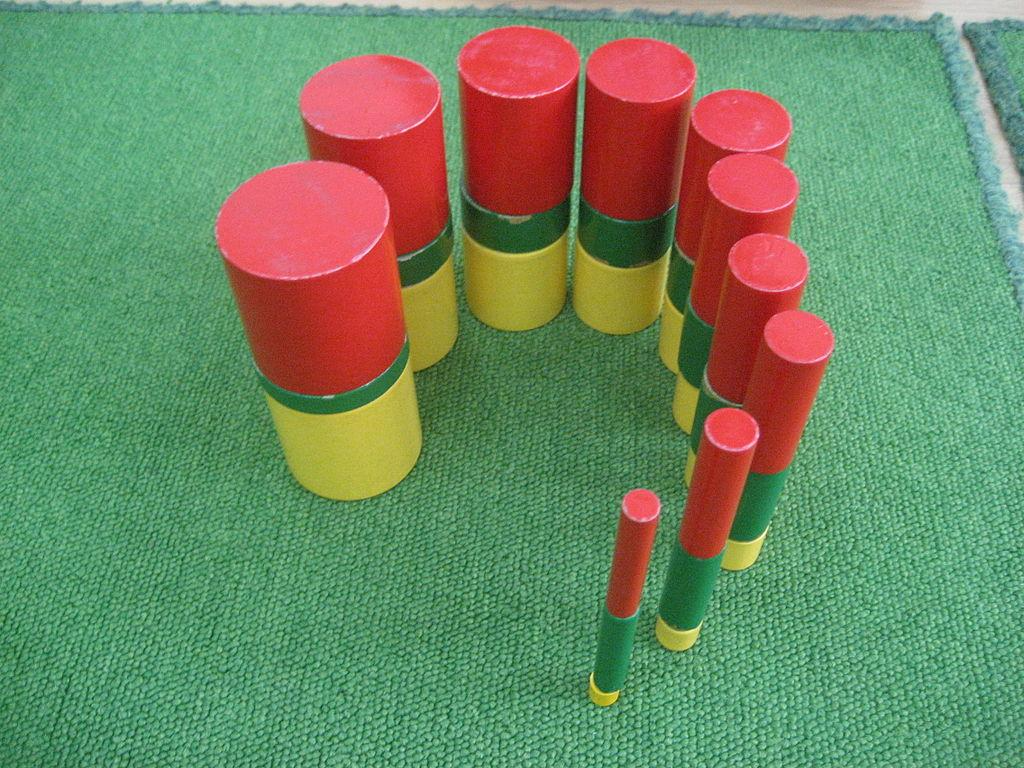 How To Introduce The Montessori Knobless Cylinders - Slap Dash Mom